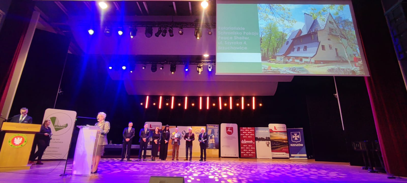 Home Page | District 7780